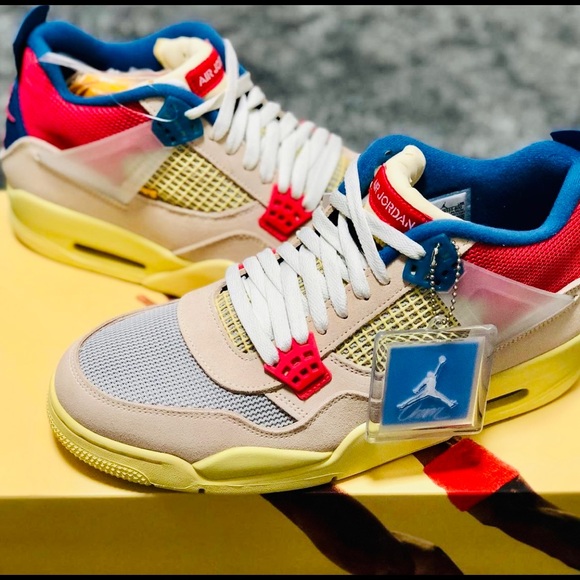 Jordan | Shoes | Union La Air Jordan 4 Retro Guava Ice | Poshmark